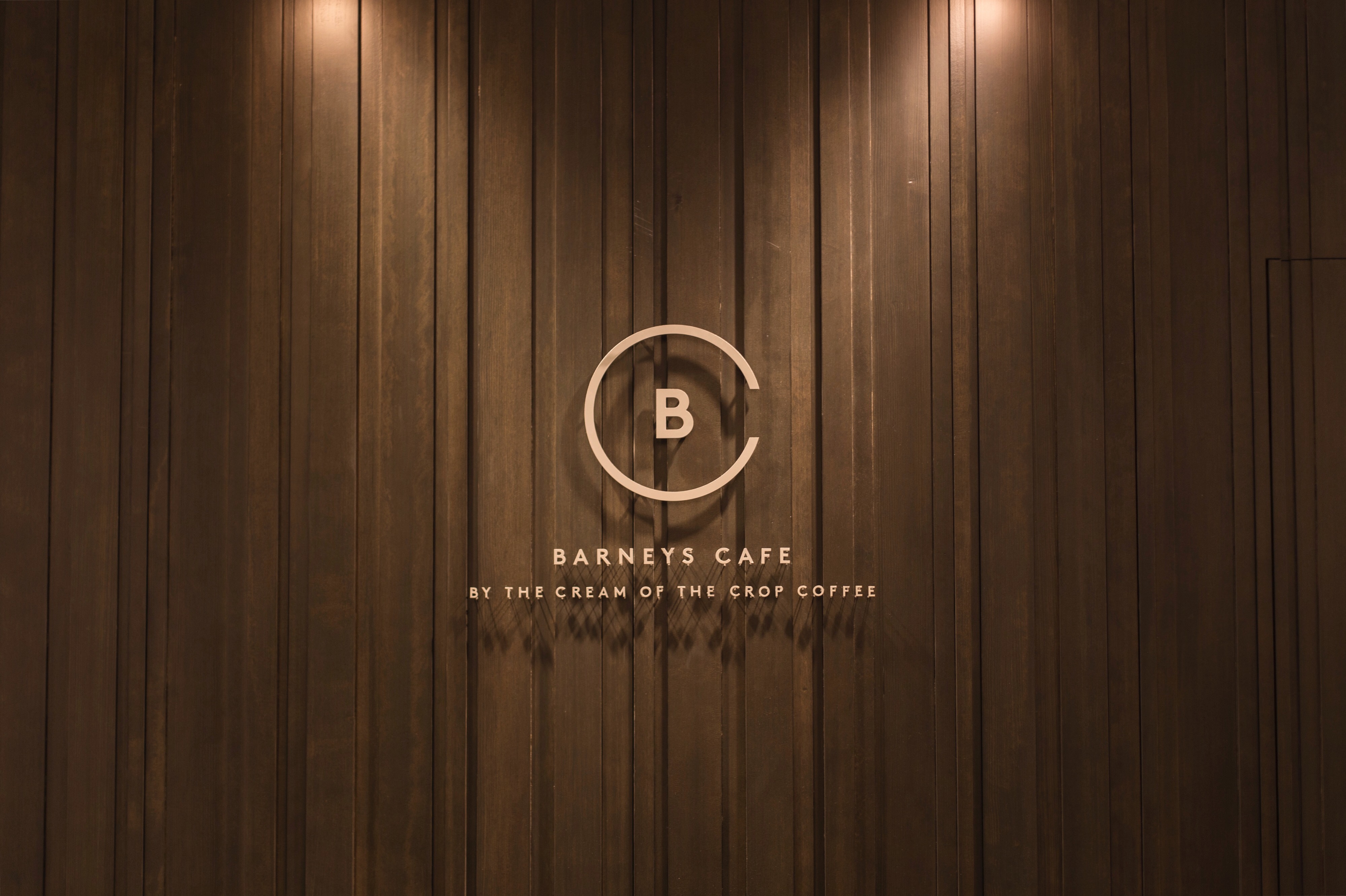 BARNEYS CAFE | AroundTokyo